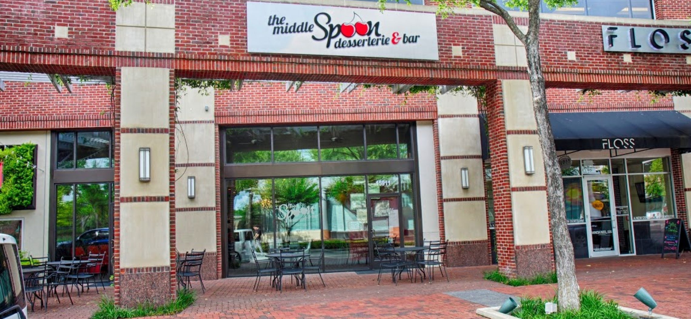 The Middle Spoon: Restaurant Spot with an Incredible Taste for Desserts ...